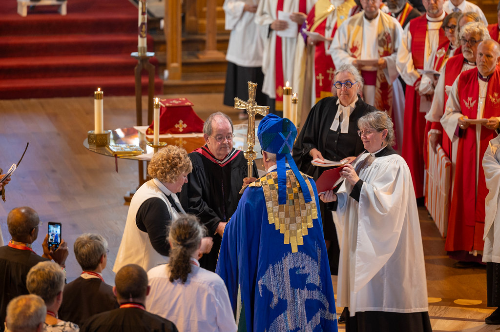 ‘I'm laying down burdens’: an interview with Canon Ian Alexander ...